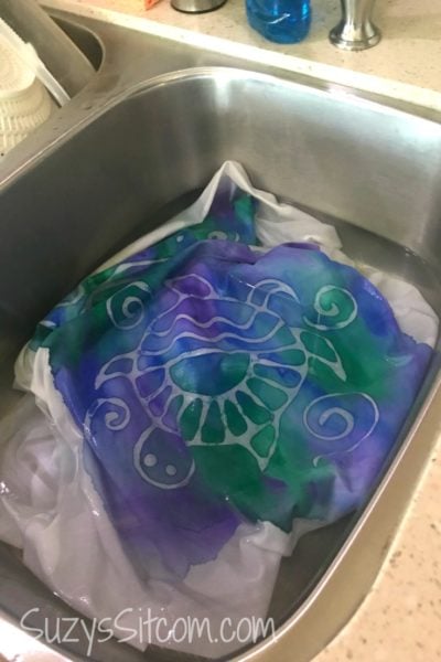 How To Make Batik Fabric With Glue - Ideas for the Home
