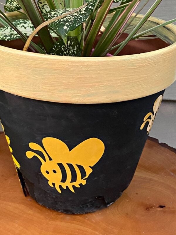 Flower Pot Makeover with Sunflower and Bumblebees