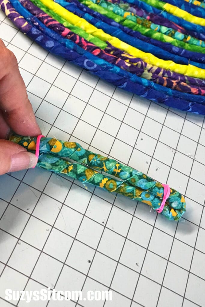 DIY Fabric Rope Placemats - Ideas for the Home
