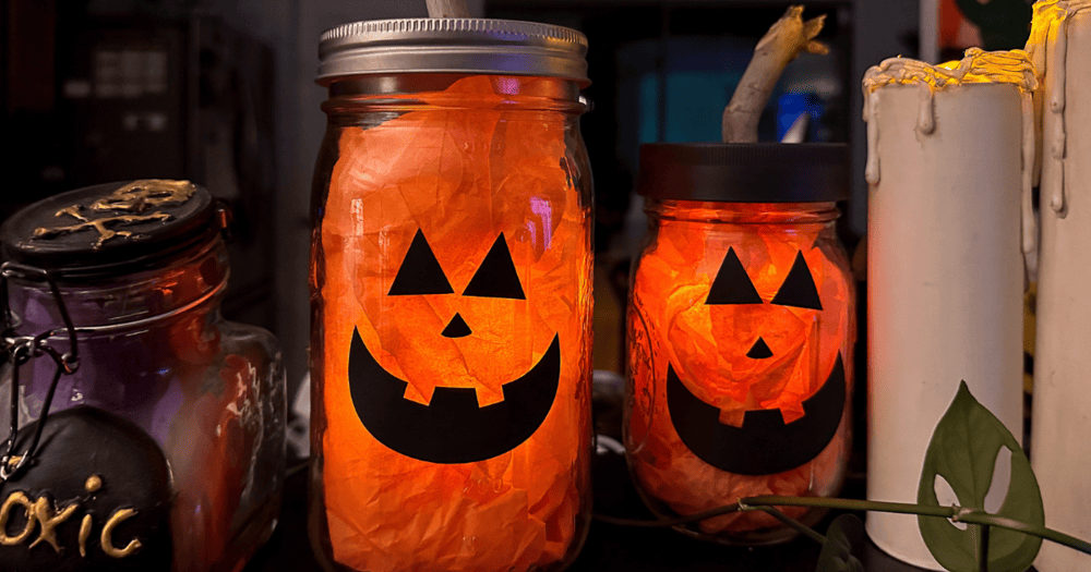 Mason Jar Pumpkin - Ideas for the Home