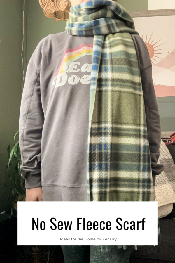 No Sew Fleece Scarf - Ideas for the Home